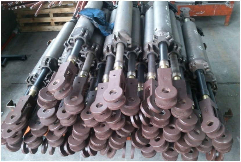 Railway coach slack adjuster